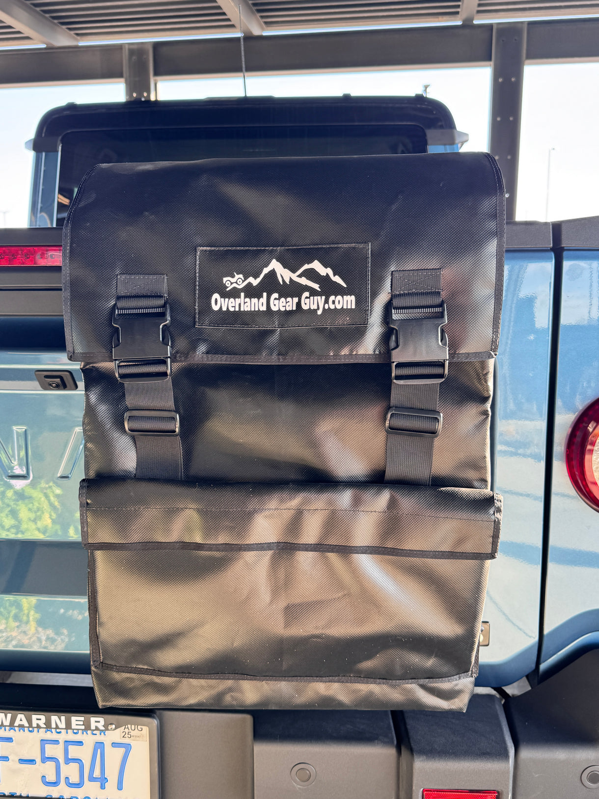 Tailgate Trash Bag Gladiator - Tacoma - Ram - Rivian -QuarterMaster ...